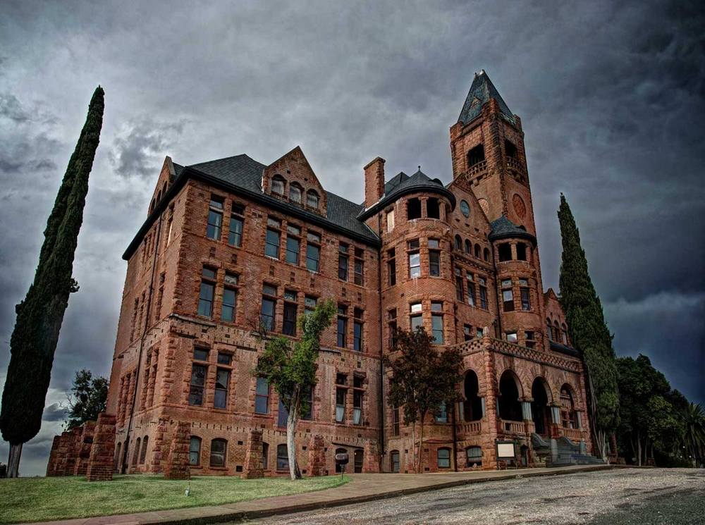 Preston Castle: The Rise of the Intuitive Empath! - Foodie Booze Explorer